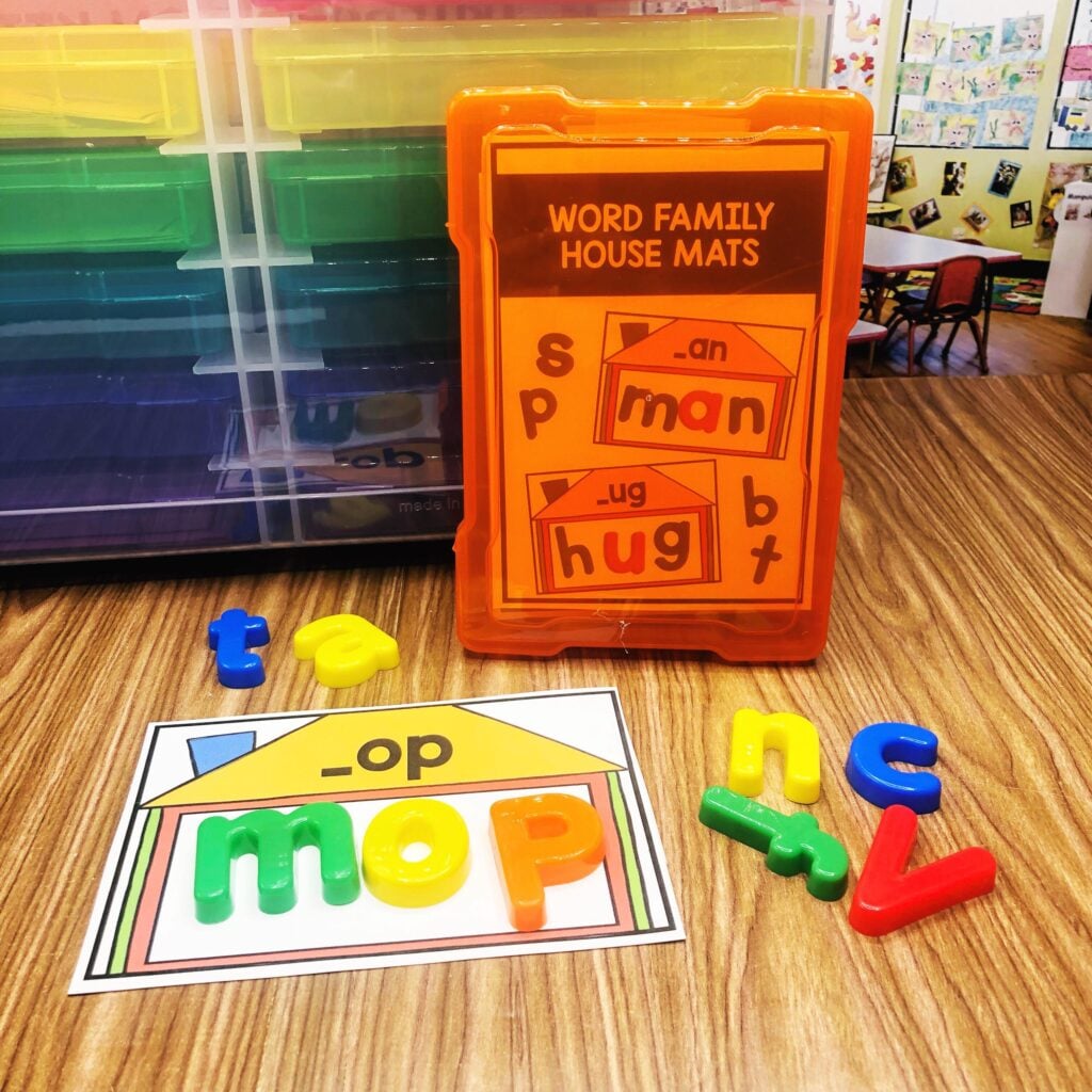 Word Family Houses - Kindergarten Intervention - Simply Kinder